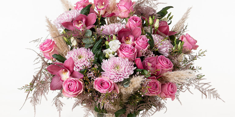 9 Flowers that Symbolise Femininity | Appleyard London