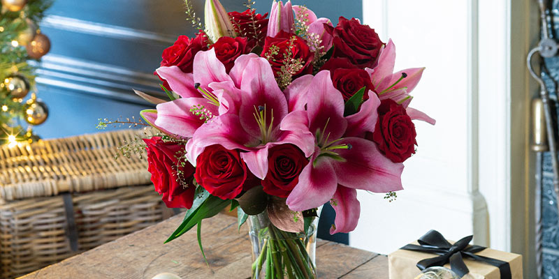 8 Best Flowers For Celebrating the New Year Appleyard London
